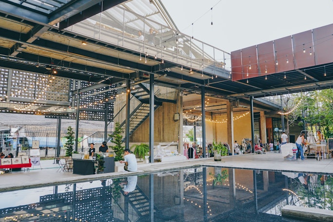 Dadfa: Public Green Space for Friends and Families. Taste Healthy Meals ...